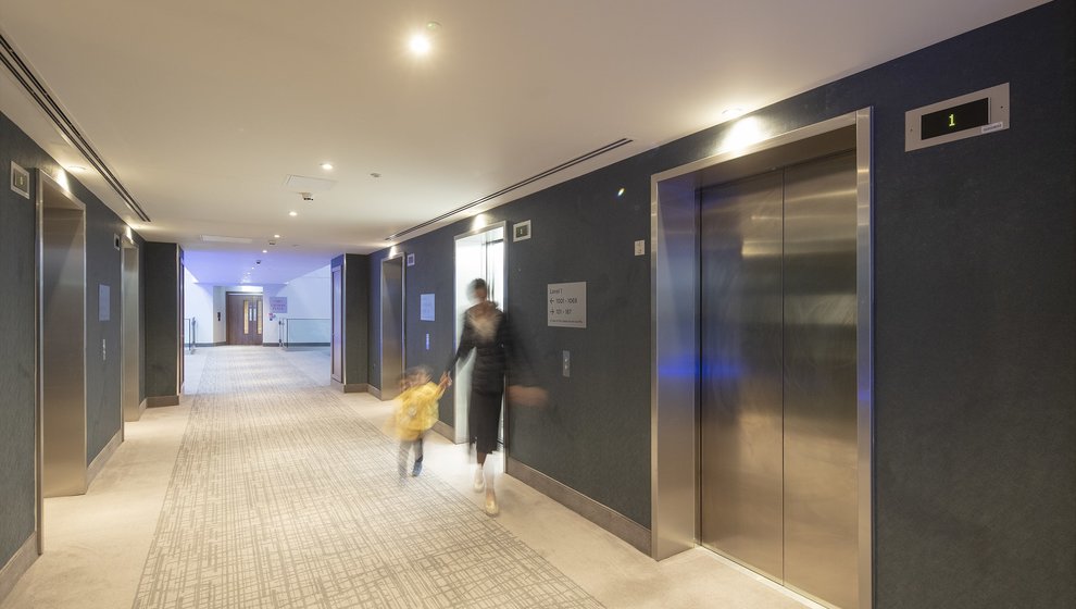 Holiday Inn Terminal 4 | Orona